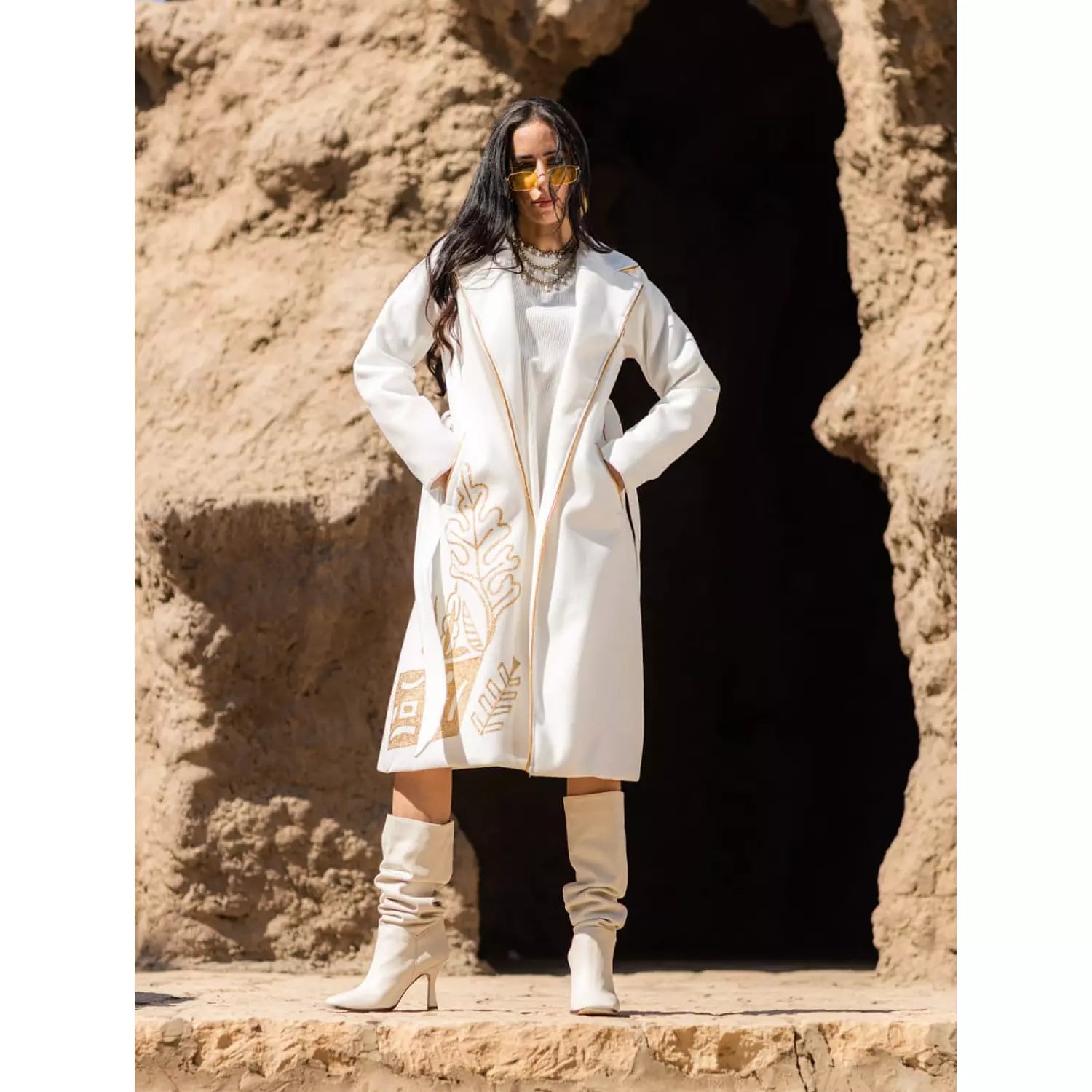 White embroidered coat – Cleopatraclosetuae